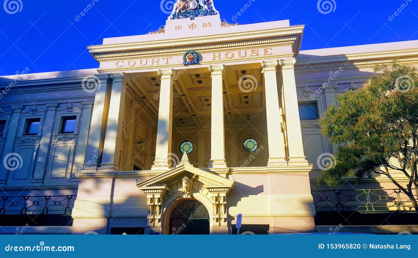 Interesting Architecture of a,courthouse in Sydney, NSW, Australia ...
