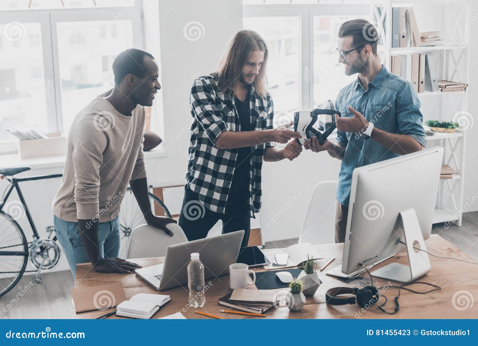 Interesting discussion. stock image. Image of expertise - 81455423