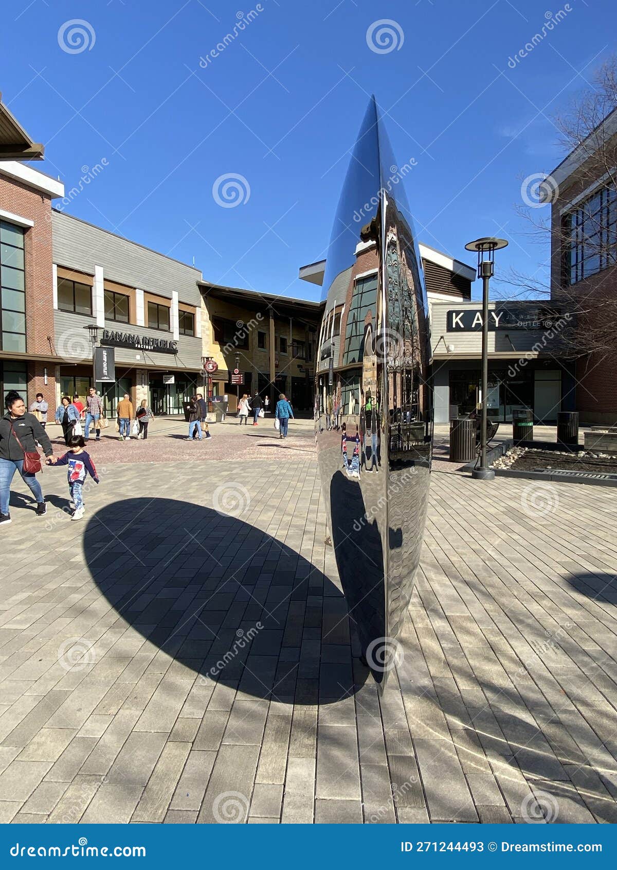 Interesting Object at a Shopping Mall in Maryland Editorial Stock Photo ...
