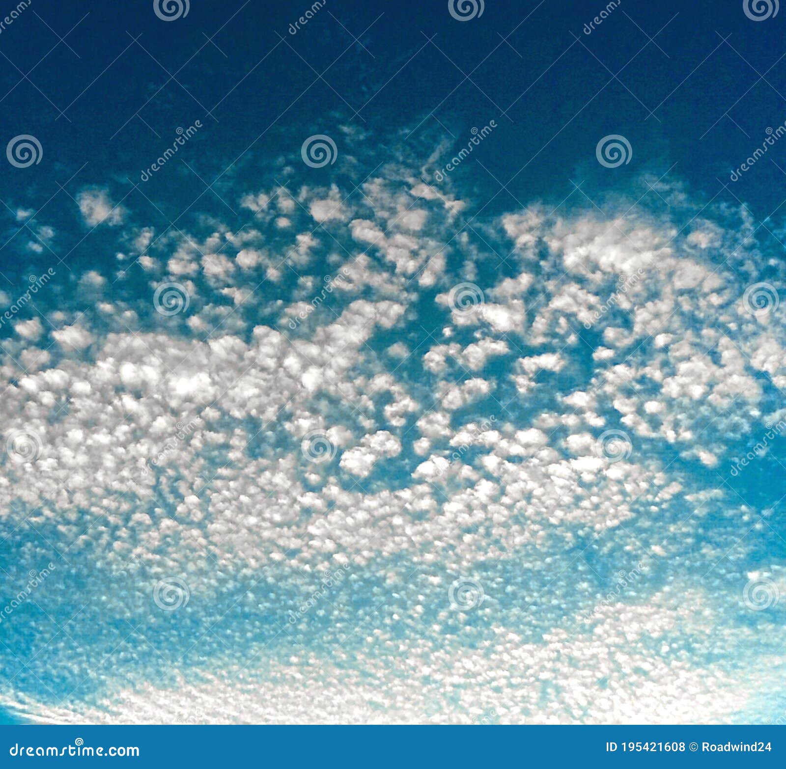 Interesting Tiny Clouds Formation Stock Photo - Image of cloud, white ...
