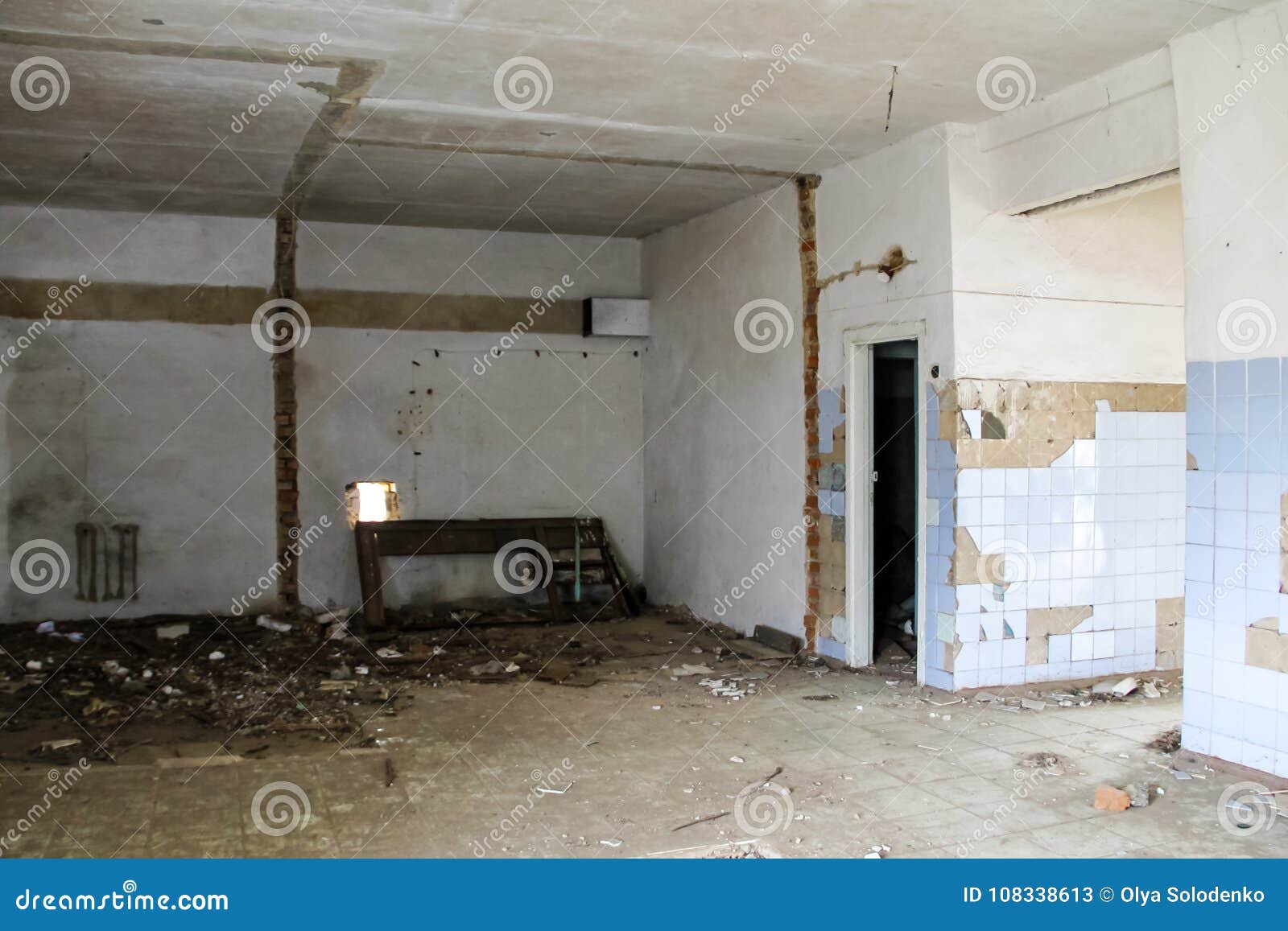 Interior of Abandoned Restaurant Stock Image - Image of house ...
