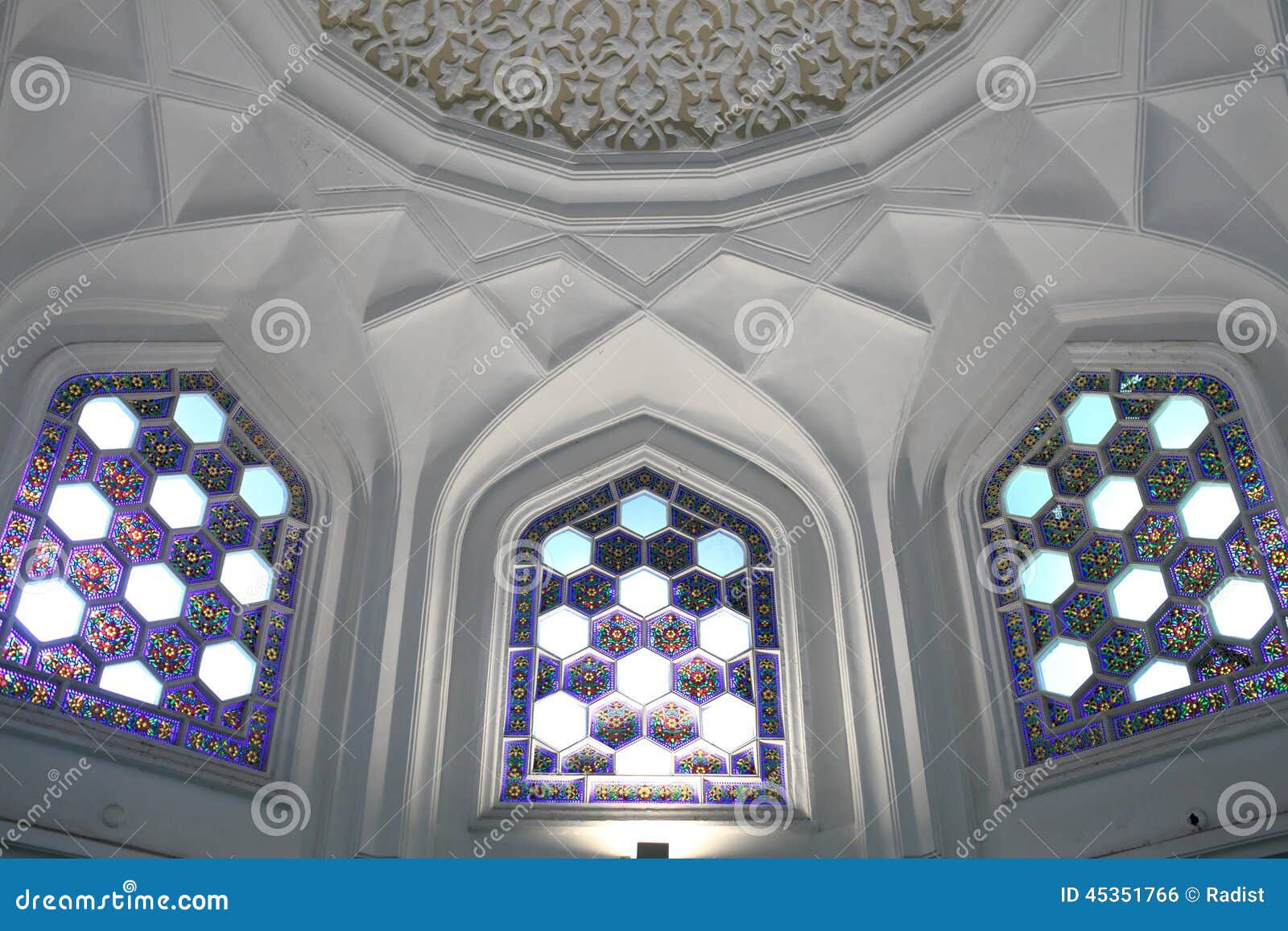Interior of arabic palace editorial photo. Image of color - 45351766