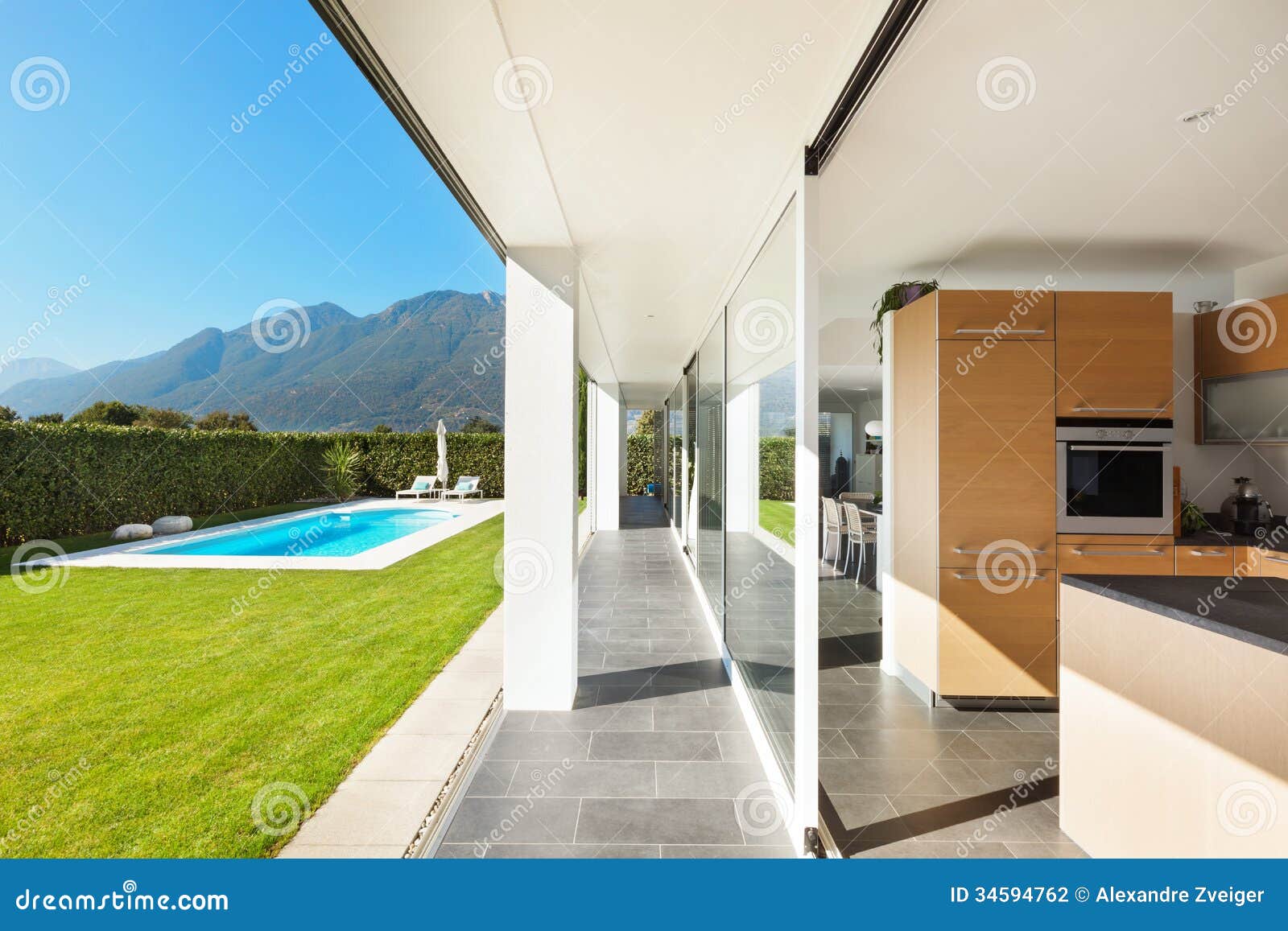 Interior, Beautiful Kitchen Stock Photo - Image of pool, garden: 34594762