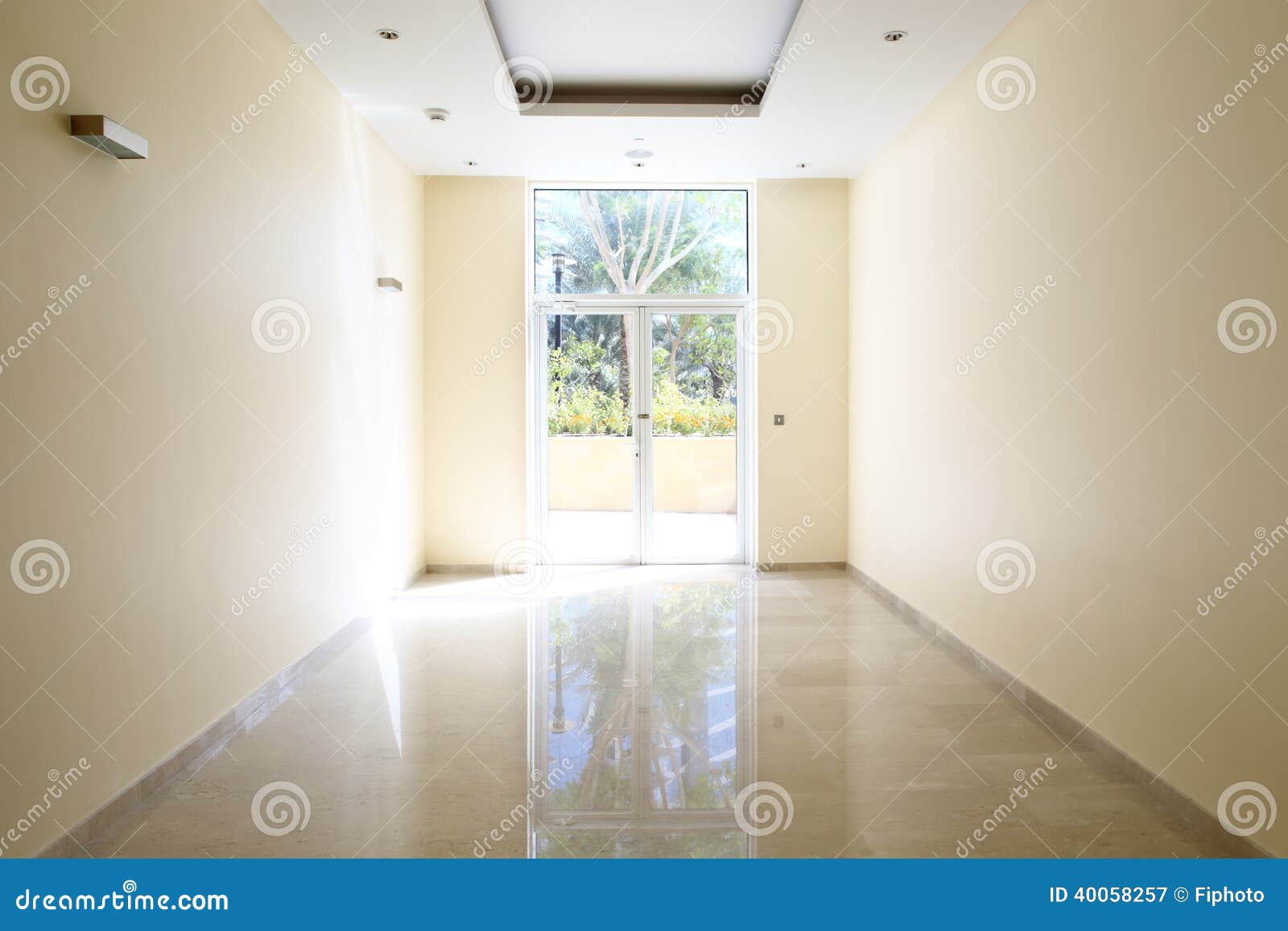 Interior of Bright Empty Room Stock Image - Image of interior, cement ...