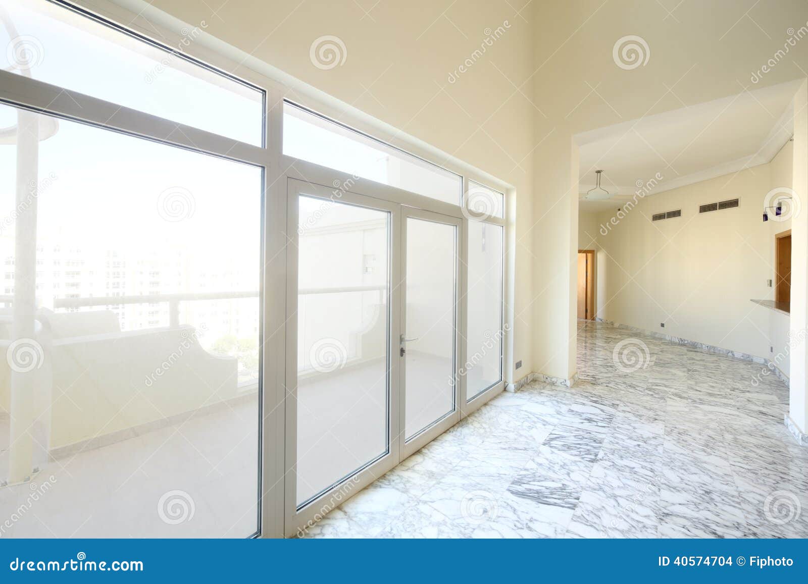 Interior of Bright Empty Room Stock Photo - Image of decoration ...