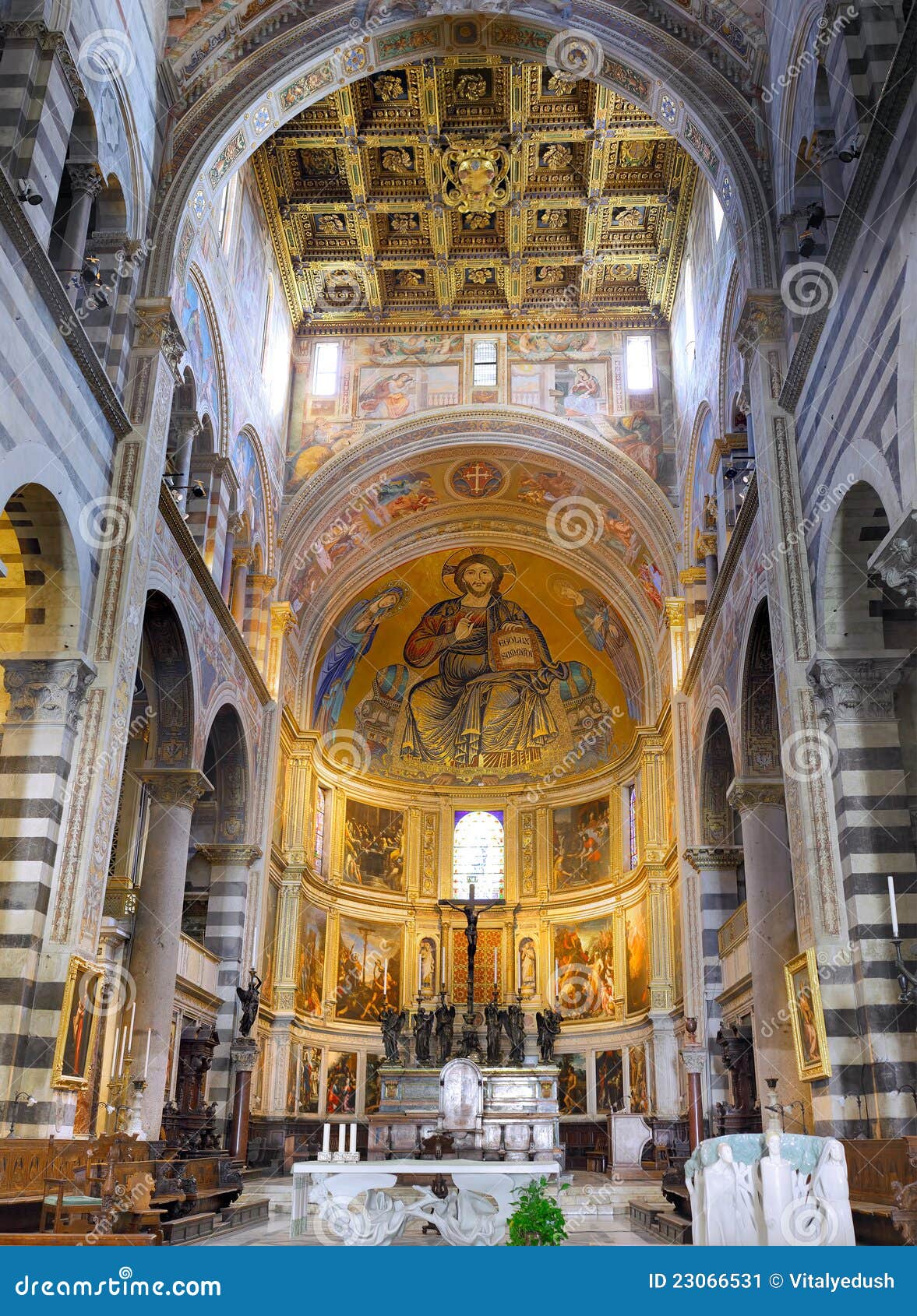 Interior of Cathedral Duomo in Pisa, Italy Editorial Photo - Image of ...