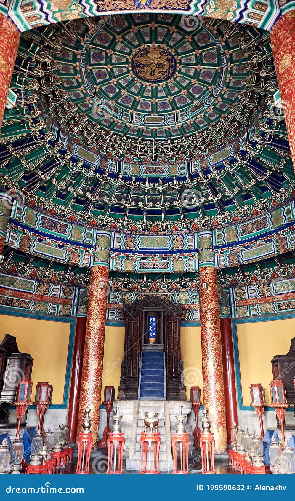 Interior of Chinese Ancient Temple of Heaven. Unique Circular Ceiling ...