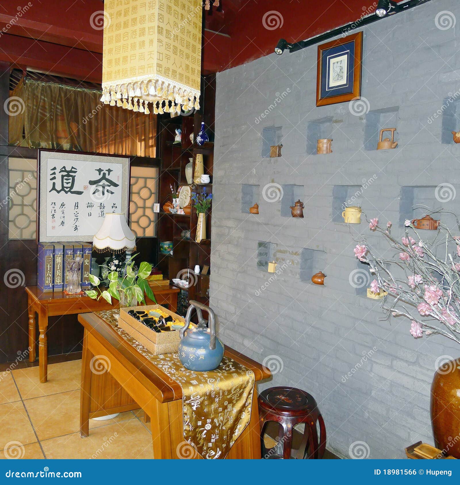 Interior of Chinese Tea Restaurant Editorial Photo - Image of house ...