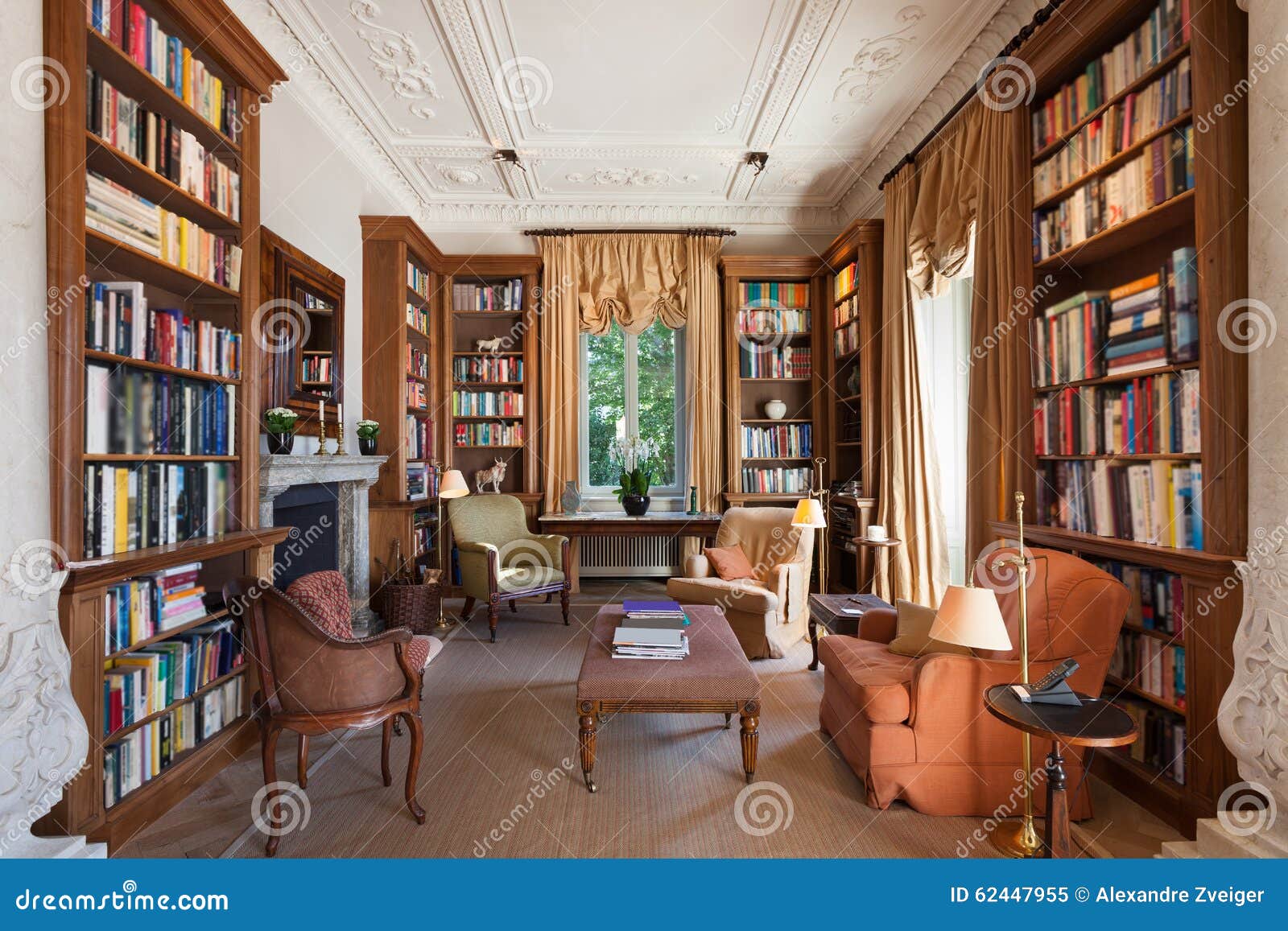 Interior, Classical Library Stock Image - Image of mansion, read: 62447955