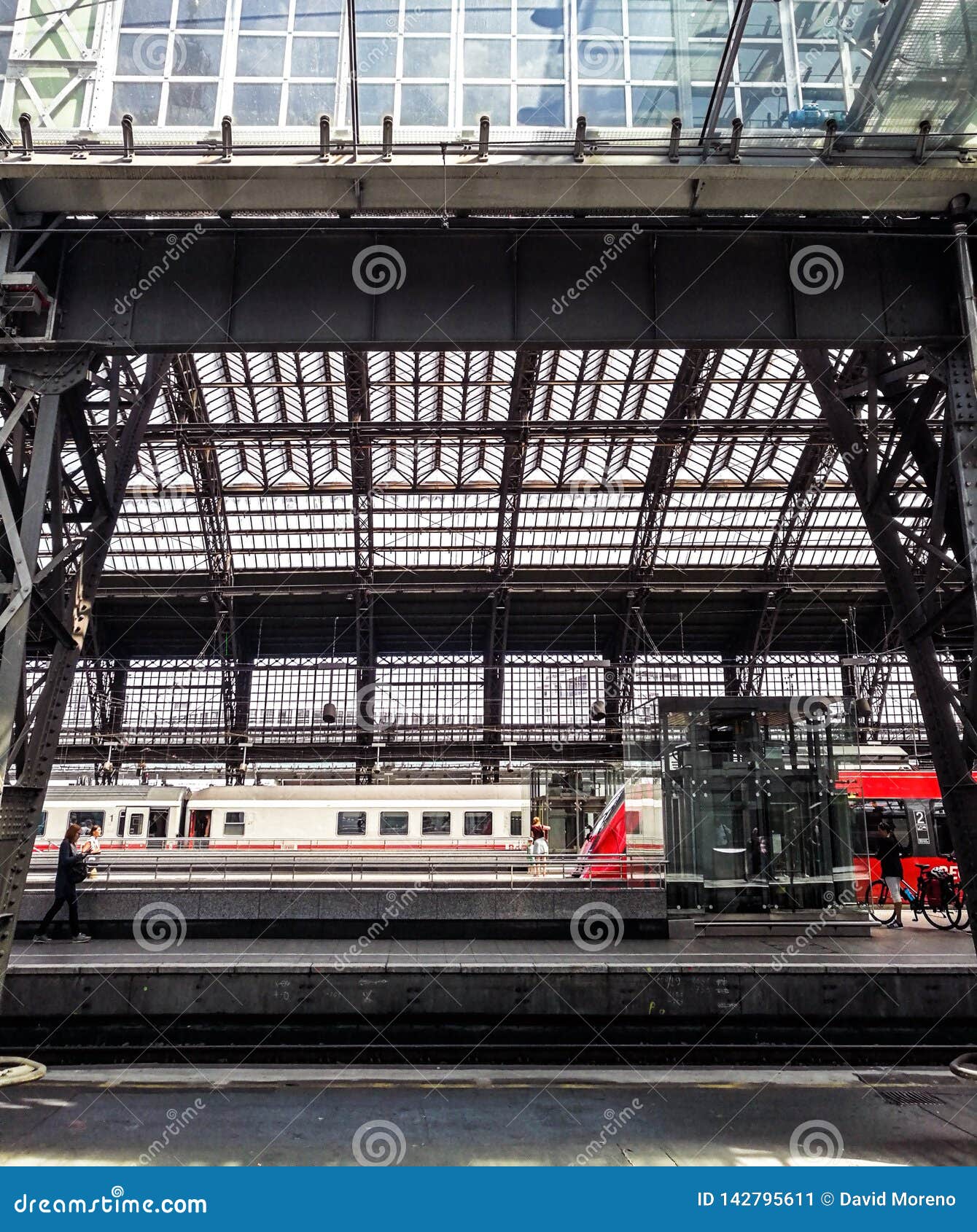 Interior of Cologne Central Railway Station Stock Image - Image of ...