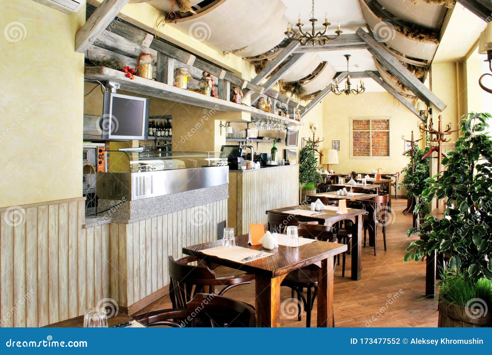 Interior of Cozy Italian Restaurant Stock Photo - Image of lamp, europe ...