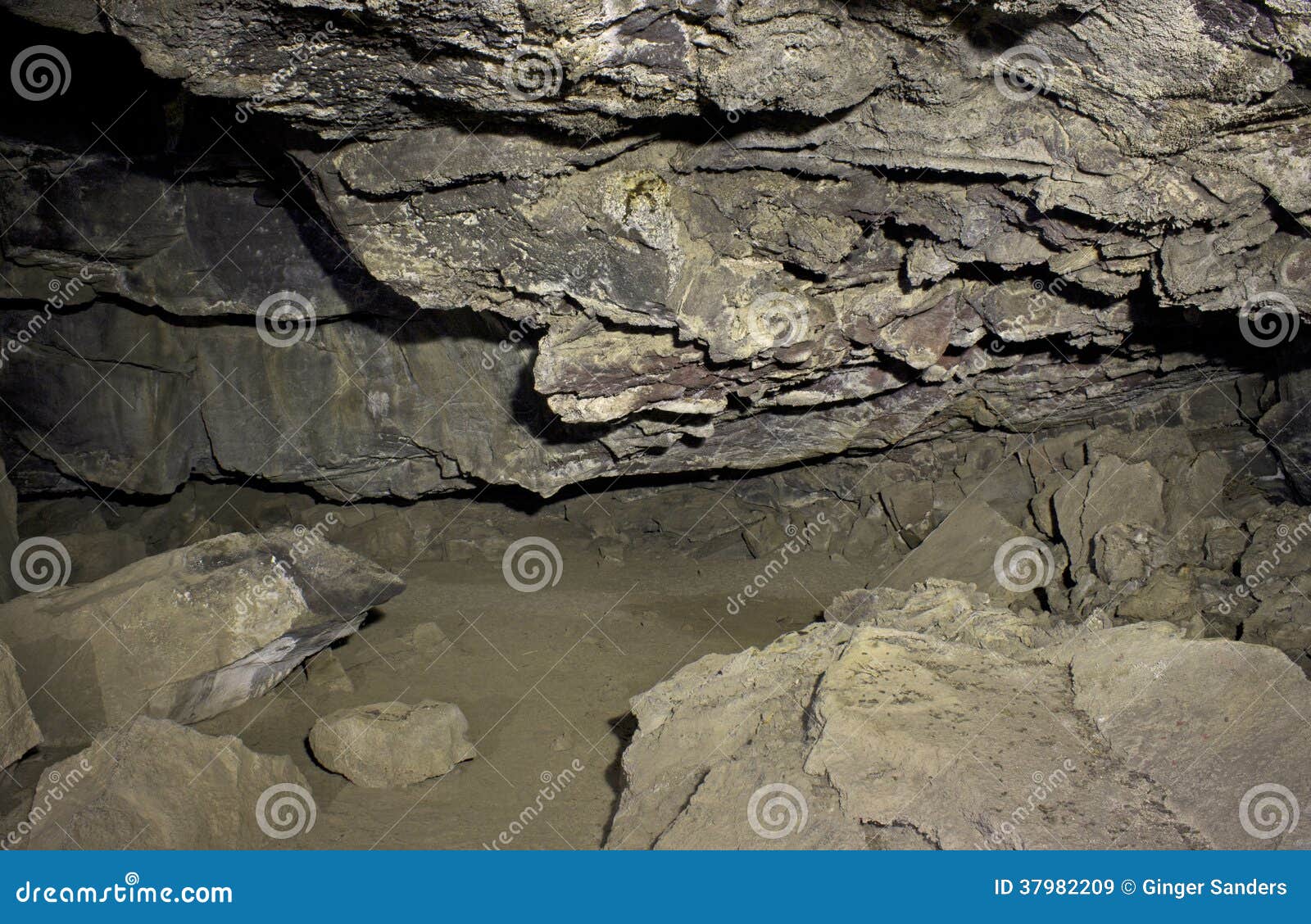 Interior Crawl Space of Rocky Lava Tube Cave Stock Image - Image of ...