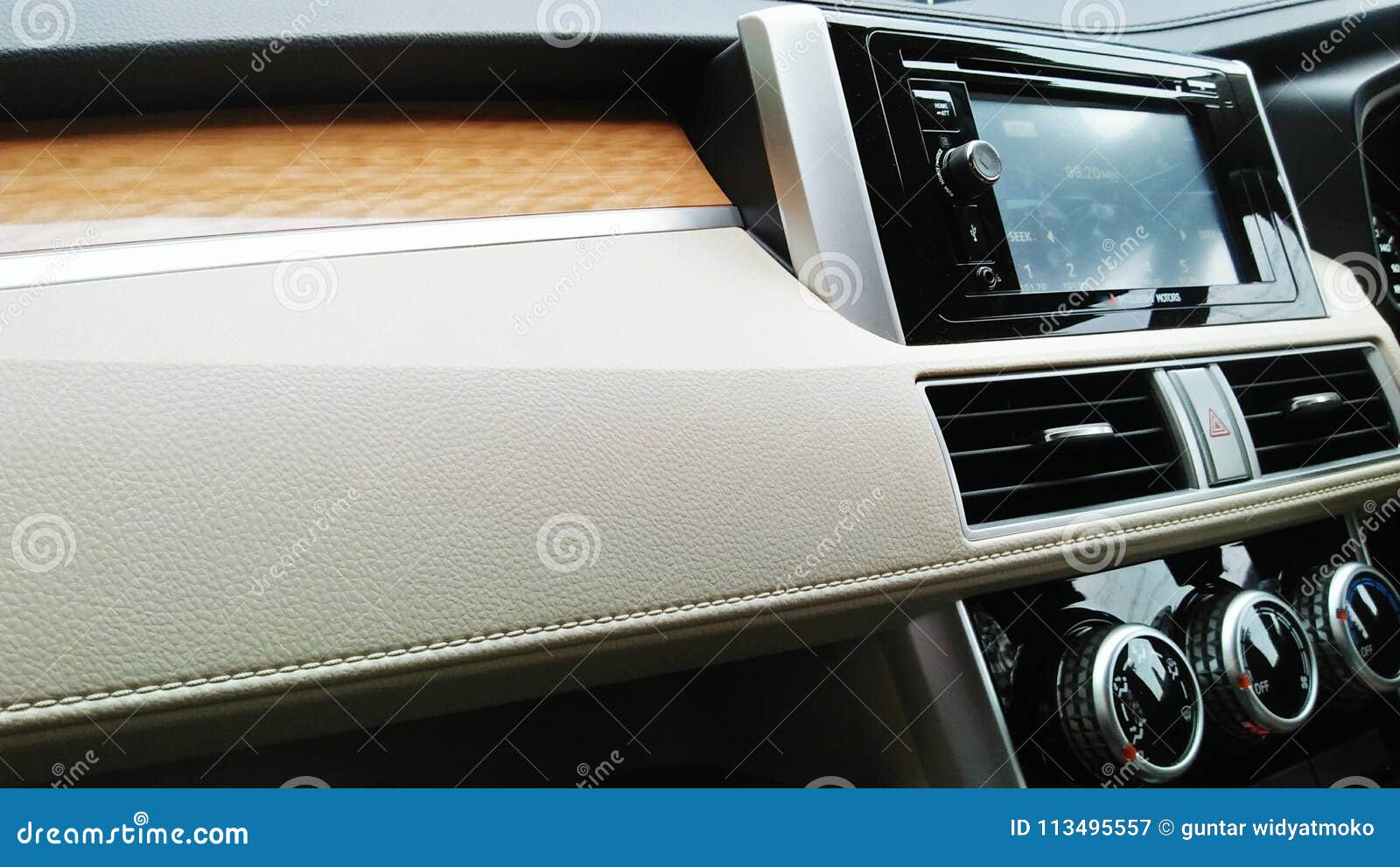 Interior mobil stock image. Image of interior, dalam - 113495557