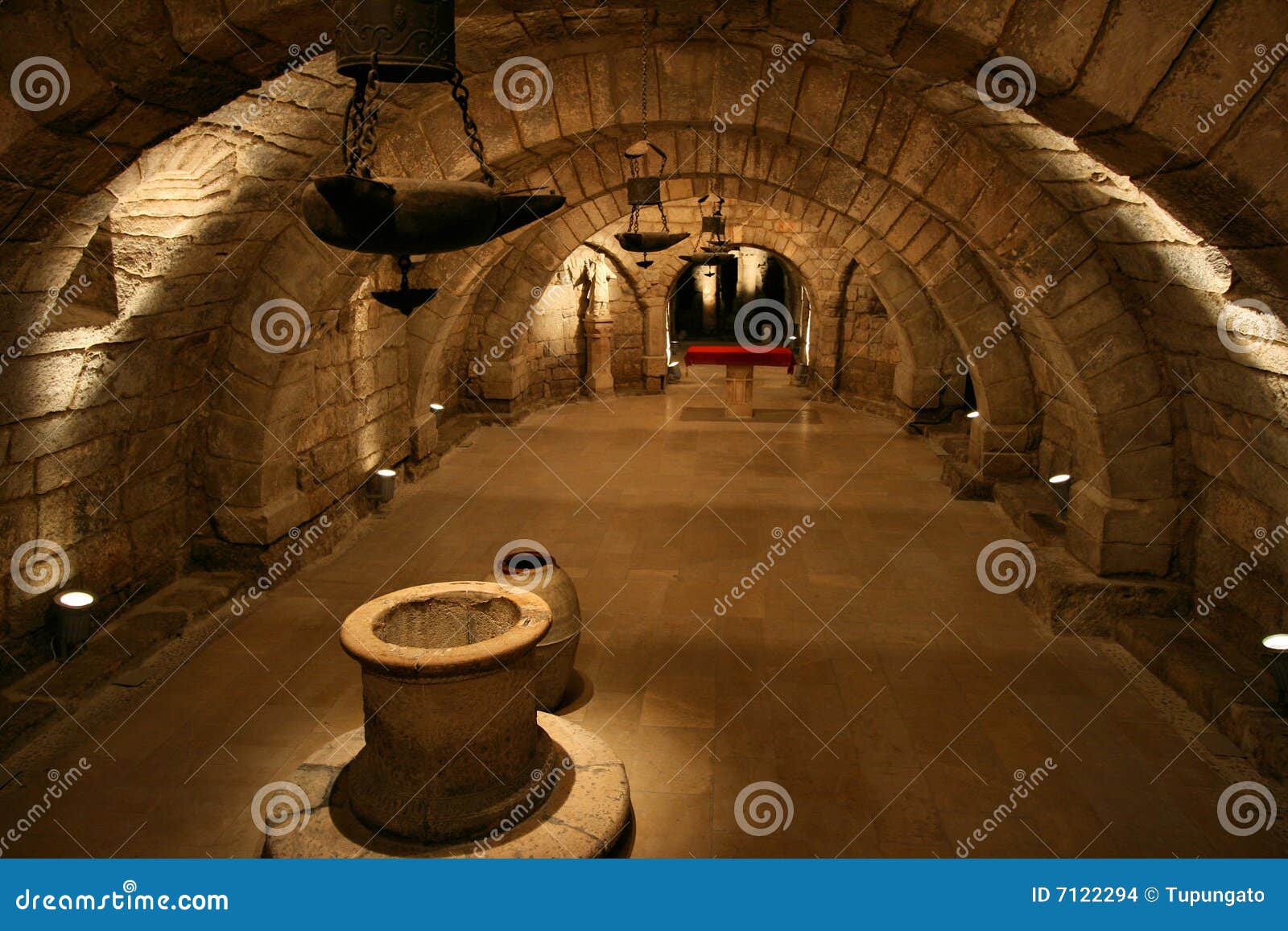 Interior de la cripta imagen de archivo editorial. Imagen de edificio ...