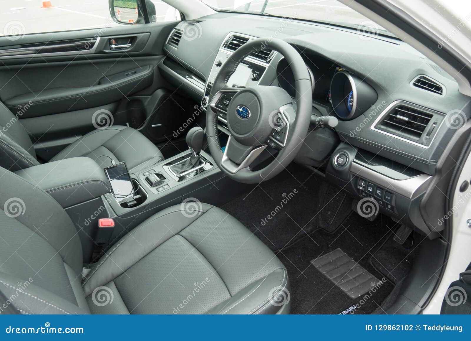 Interior 2018 De Subaru Interior Fotografía editorial - Imagen de coche ...