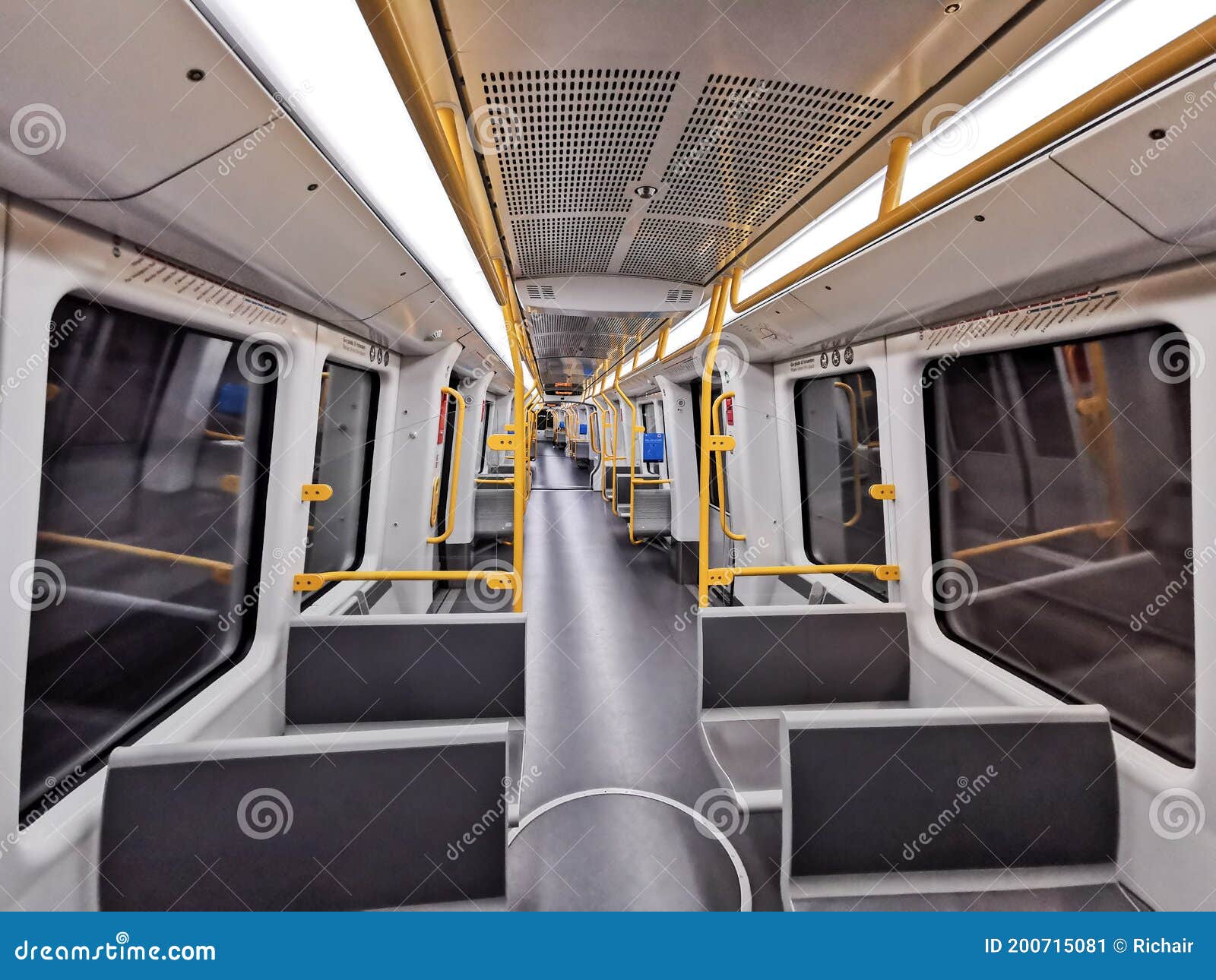 Interior Del Metro De Copenhague Imagen de archivo - Imagen de masa ...