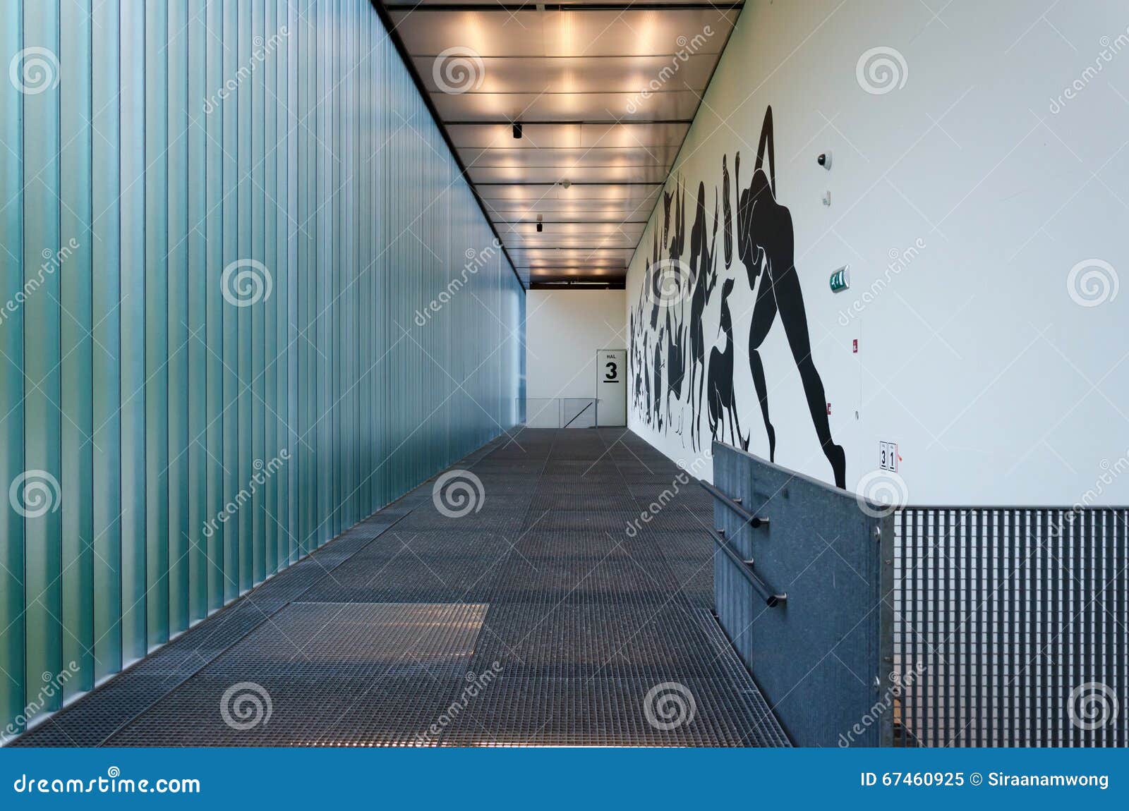 Interior Del Museo De Kunsthal En Museumpark, Rotterdam Imagen ...