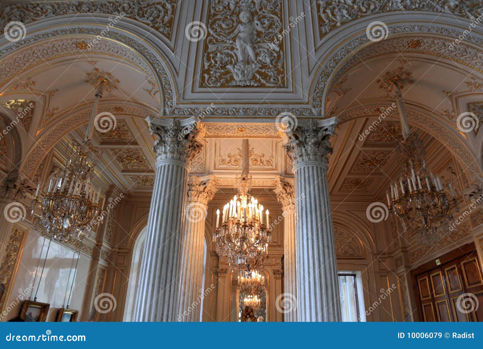 Interior del palacio imagen de archivo editorial. Imagen de columnata ...