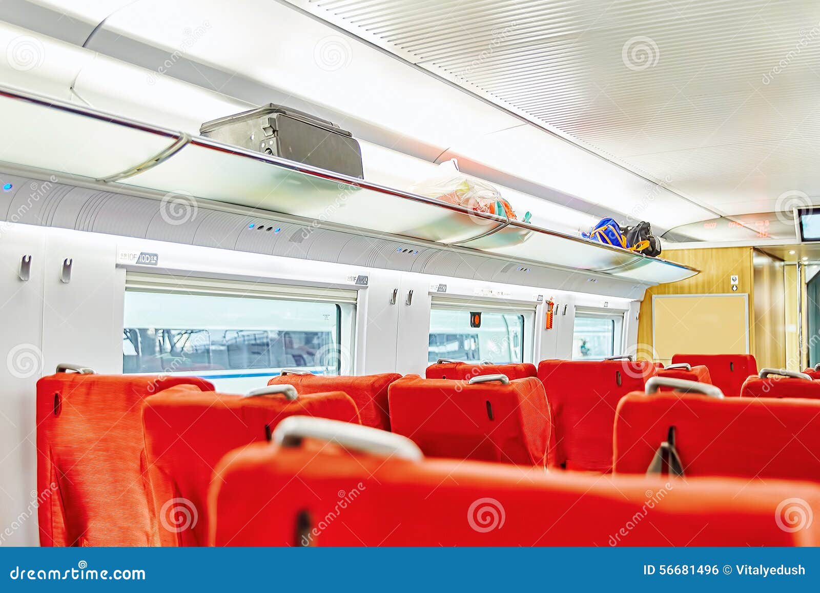 Interior Del Tren De Alta Velocidad Foto de archivo - Imagen de coche ...