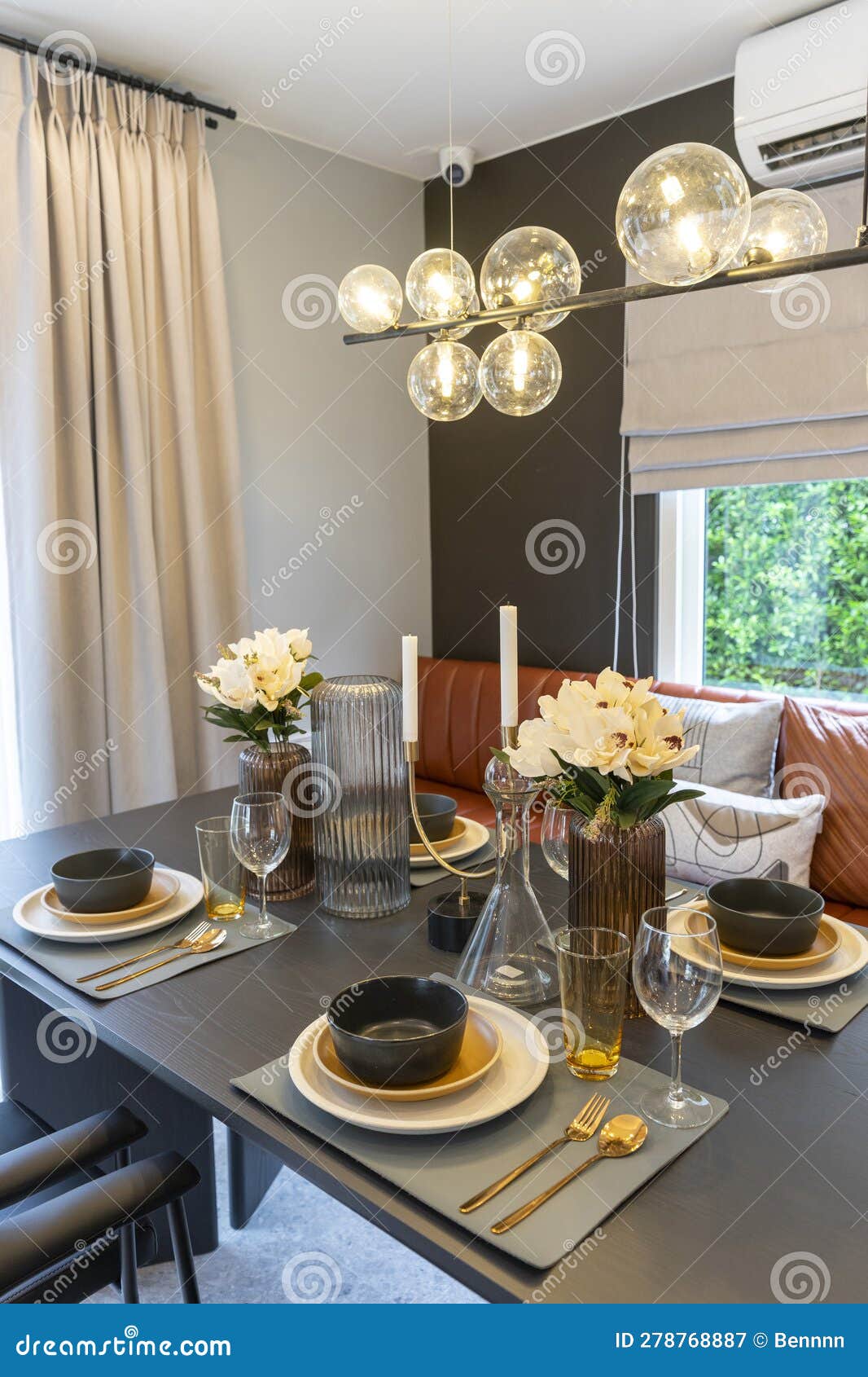 Interior Design of Modern Dining Room and Plate Setting on Table. Stock ...
