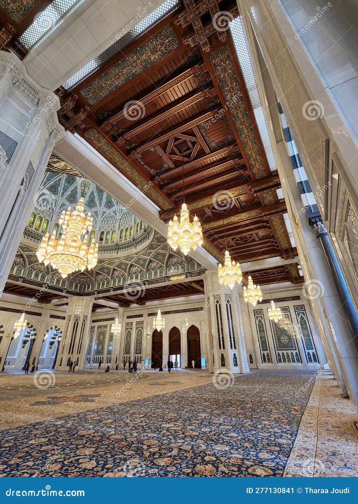 Interior Design of Sultan Qaboos Mosque in Oman. Editorial Photo ...