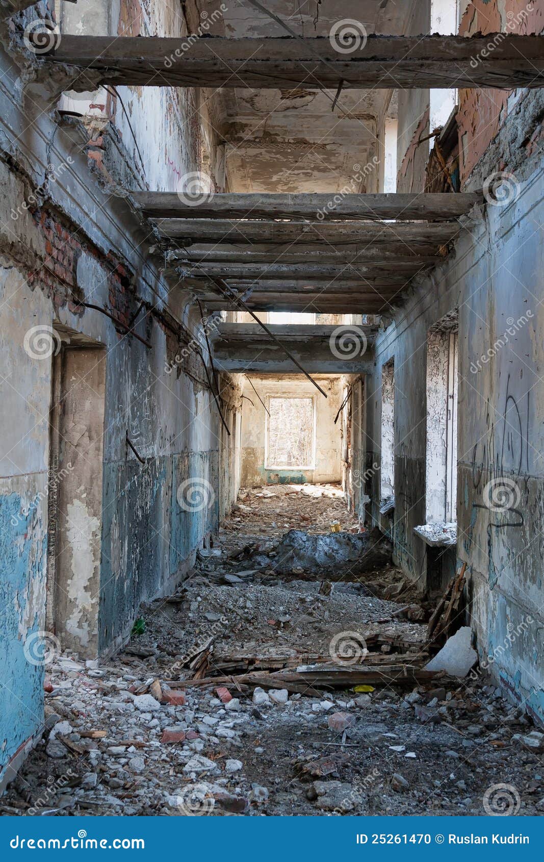Interior of the Destroyed House Stock Photo - Image of destruction ...