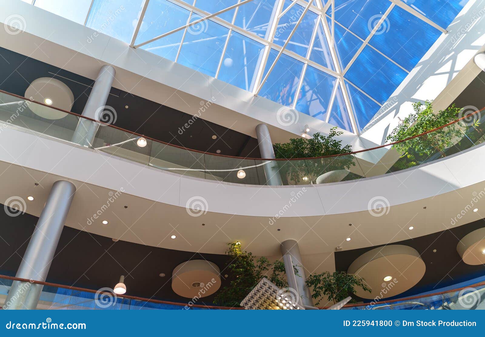 Interior Do Shopping Center Moderno Foto de Stock - Imagem de projeto ...
