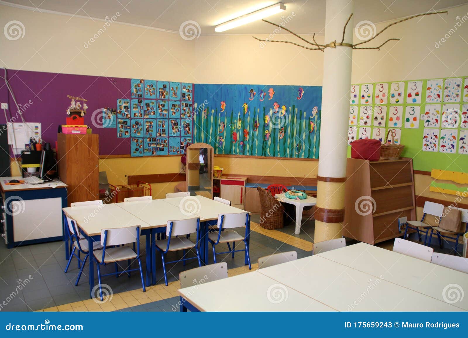 Interior of Elementary School Stock Image - Image of lesson, light ...