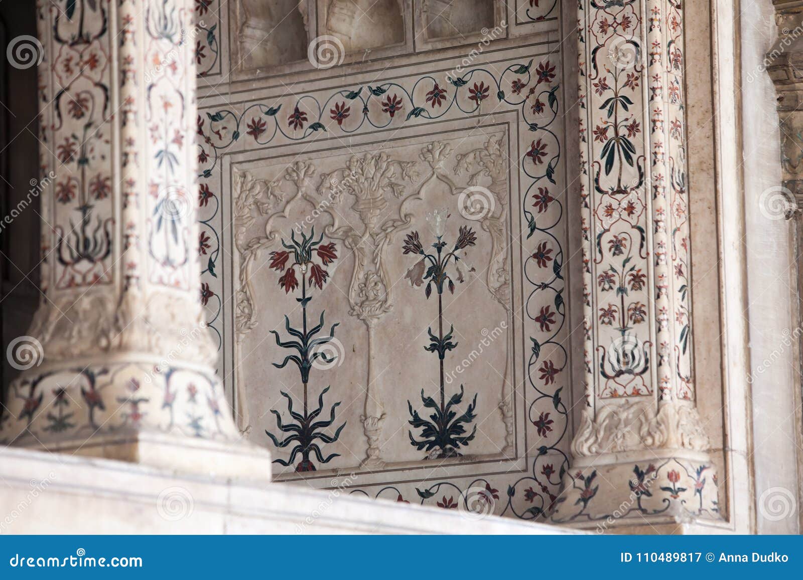 Interior Elements of the Red Fort in Agra, India Stock Image - Image of ...