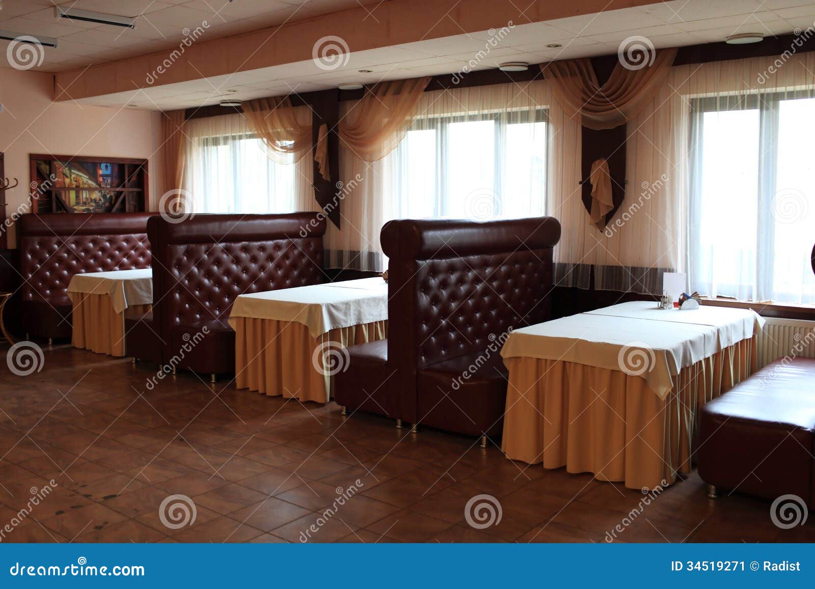 Interior of Empty Restaurant Stock Image - Image of room, brown: 34519271