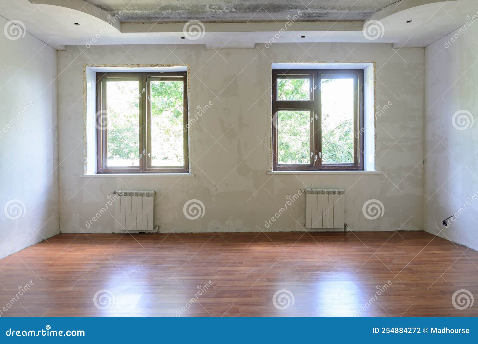 Interior of Empty Room during Renovation, Wall View with Windows Stock ...