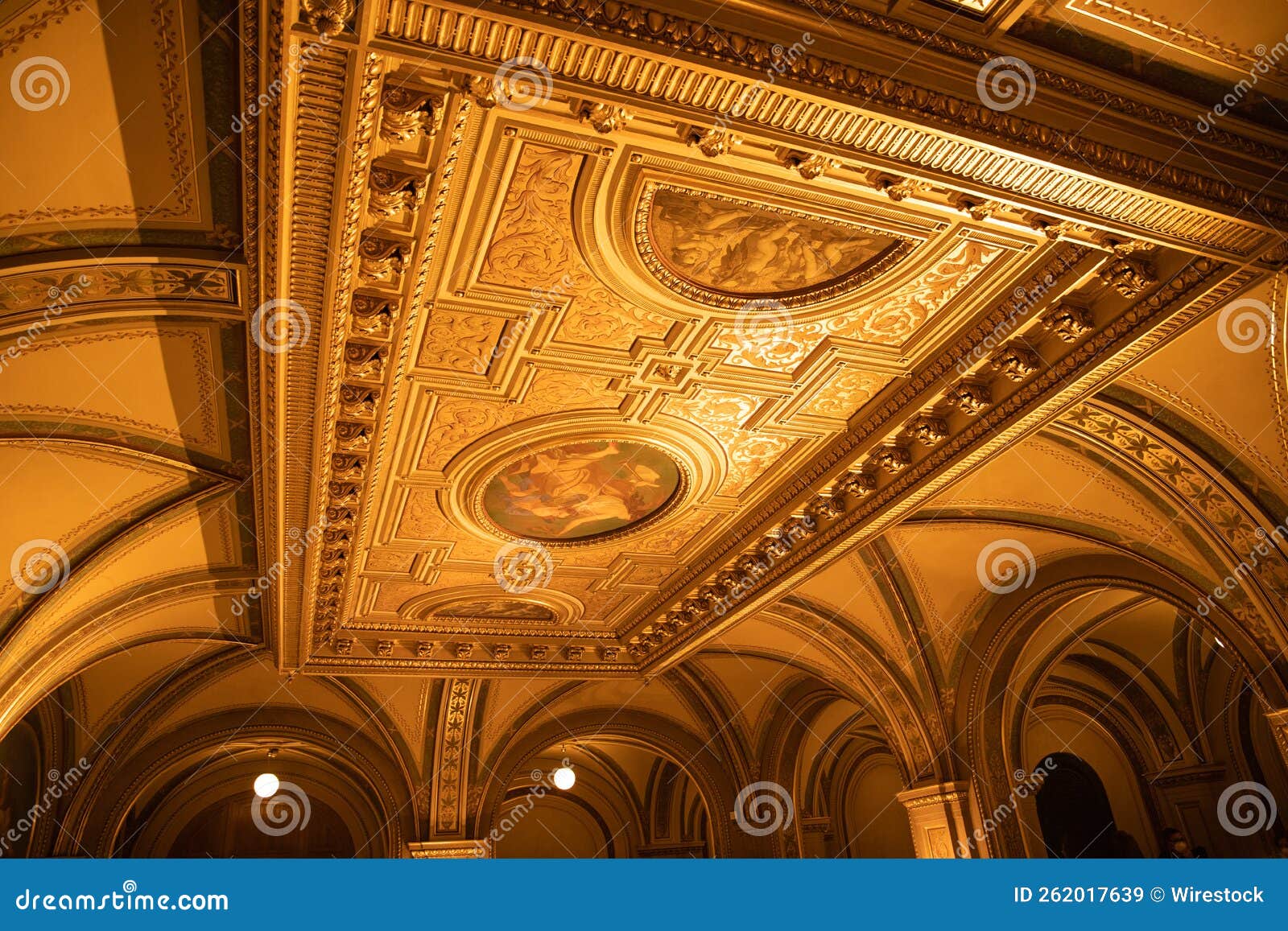 Interior of the Famous Vienna State Opera Editorial Stock Image - Image ...