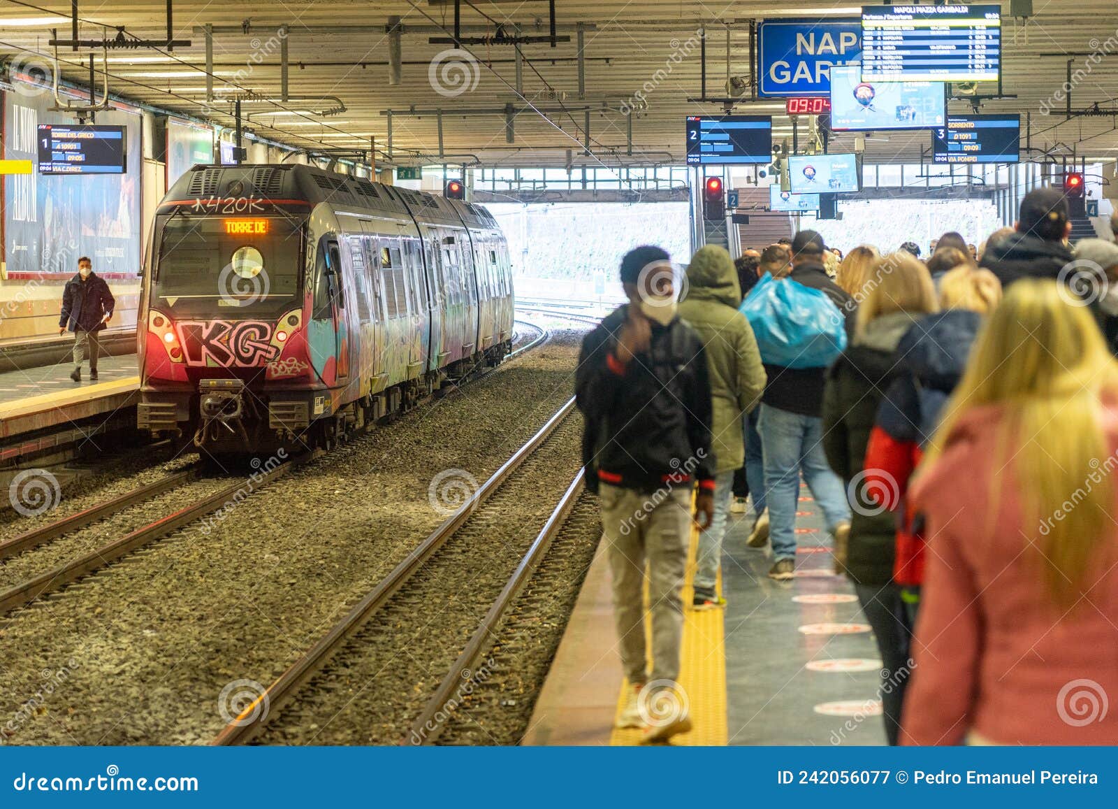 Interior of Garibaldi Train Station in Naples, Italy Editorial ...