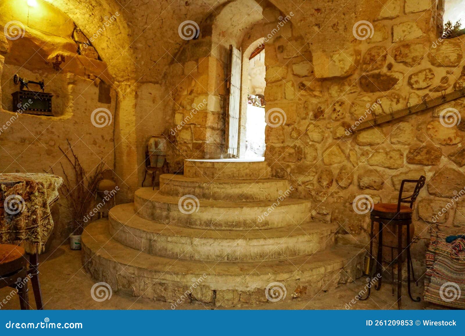 Interior of the Historical Cave Homes of Midyat, Turkey Editorial Stock ...