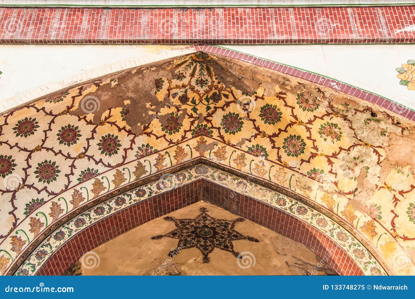 The Interior Islamic Artwork in the Historic Fort Stock Image - Image ...