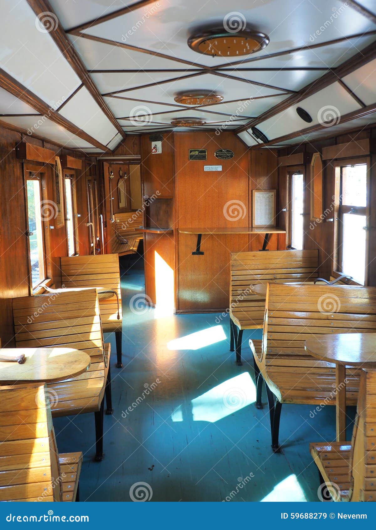 Interior of Luxury Old Train Carriage Stock Image - Image of historical ...
