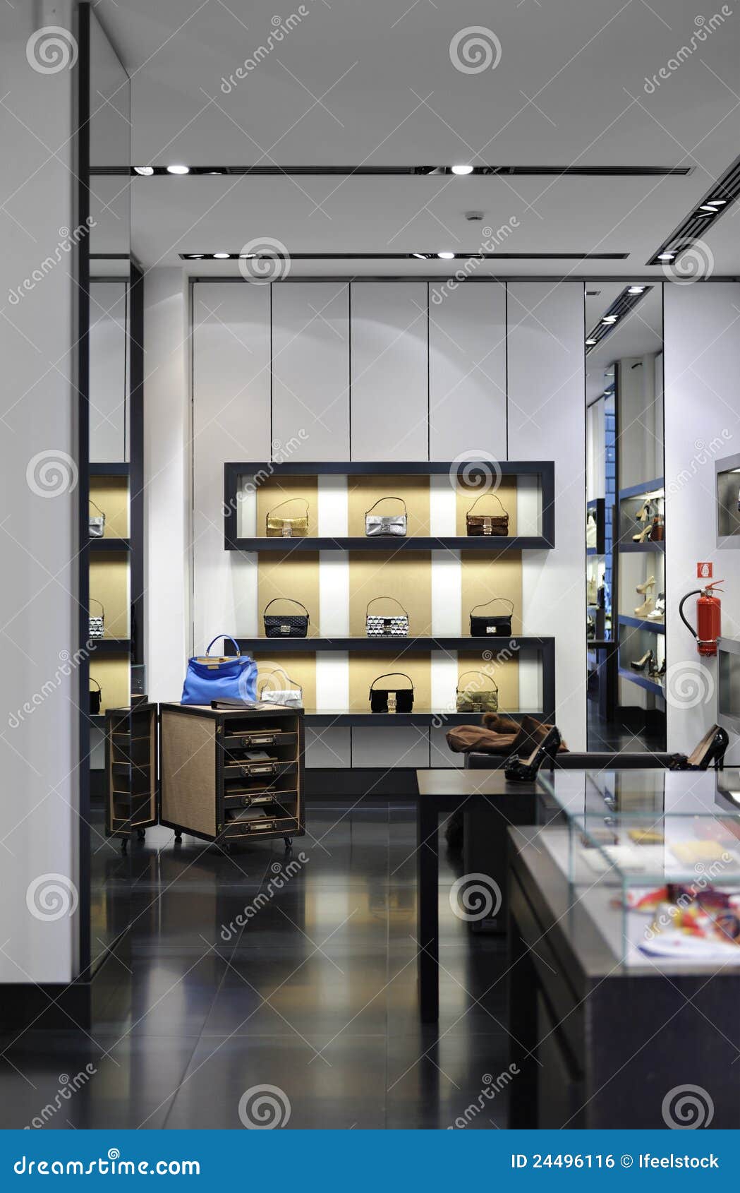 Small Boutique Store Design
