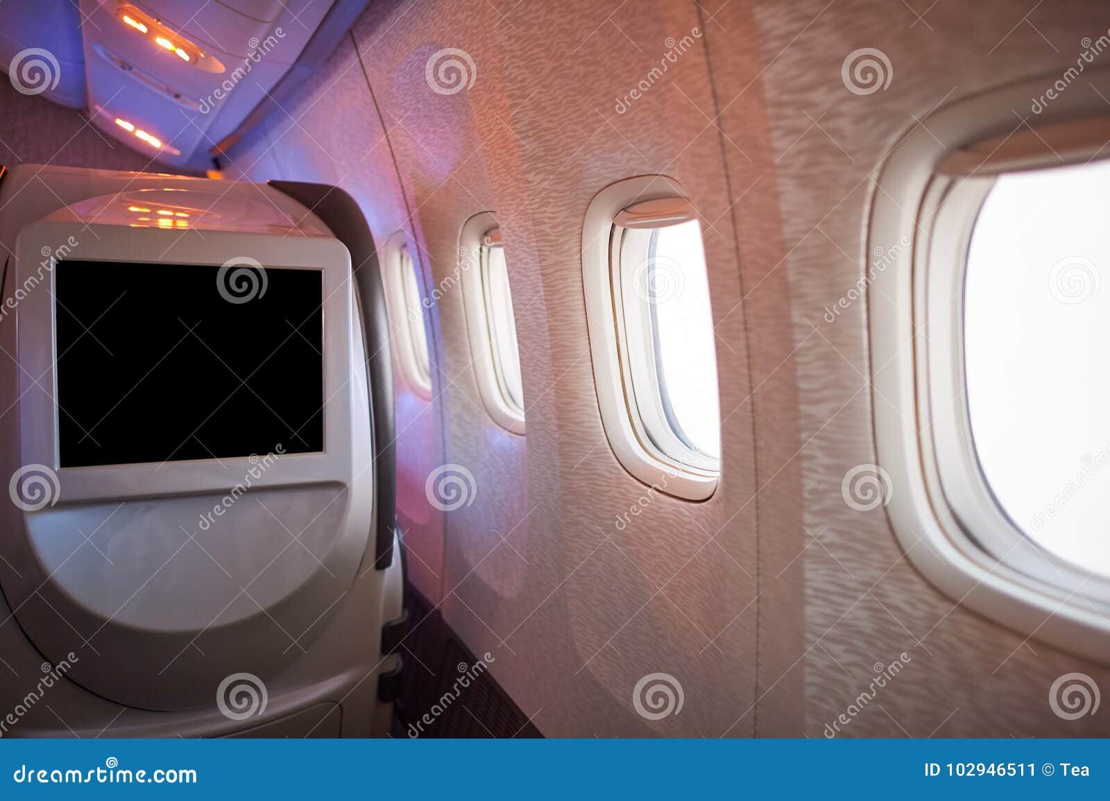 Interior Of An Aircraft Engine / Airplane Motor At German Museu ...