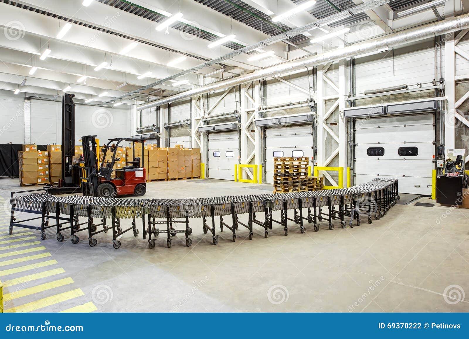 Warehouse Unloading Dock Stock Photography | CartoonDealer.com #8130998