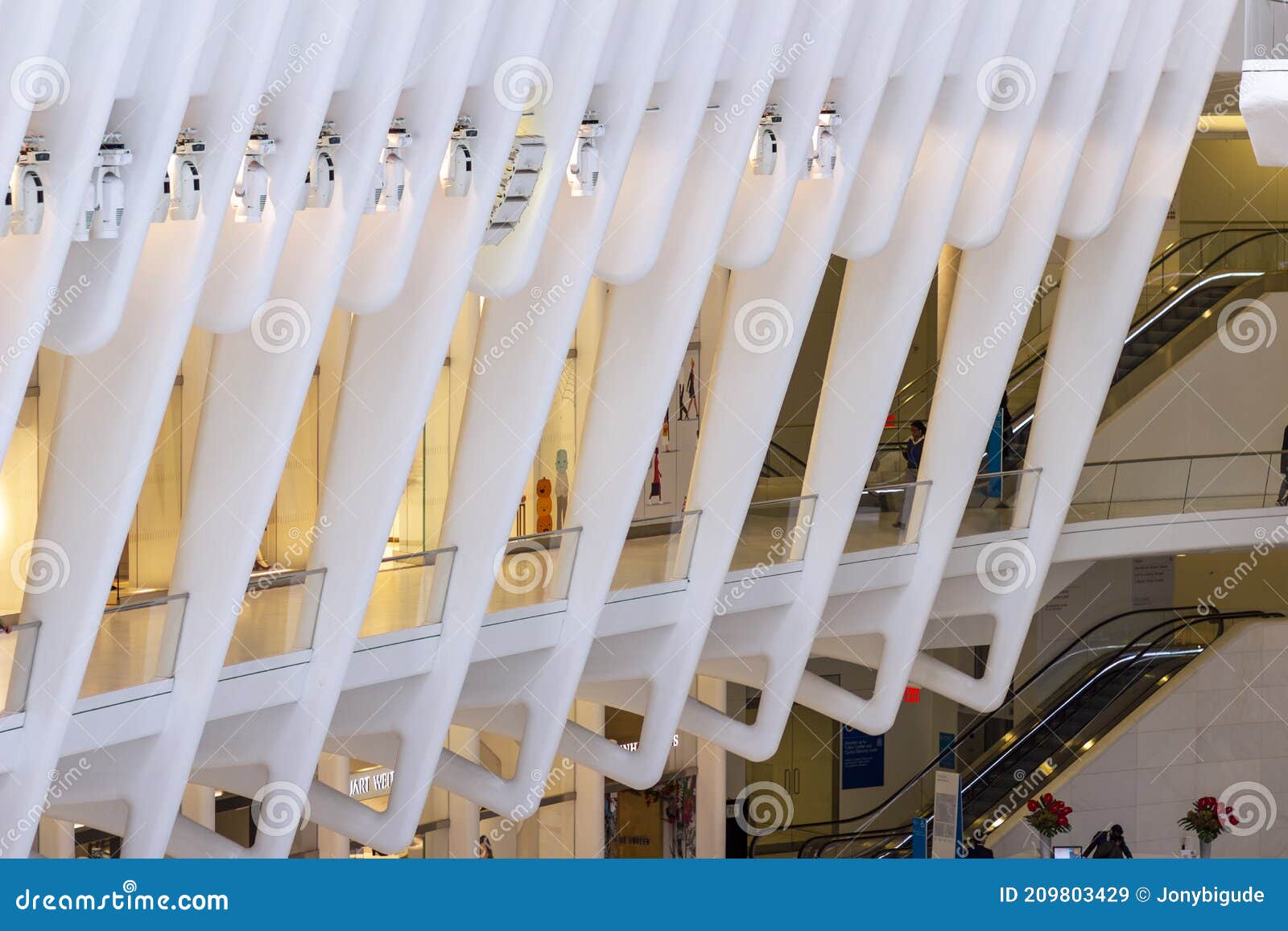 Interior of Oculus Building Editorial Stock Image - Image of interior ...