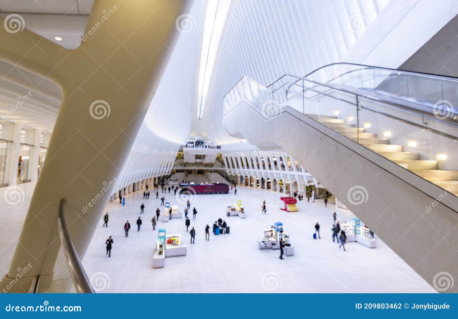Interior of Oculus Building Editorial Photography - Image of shopping ...