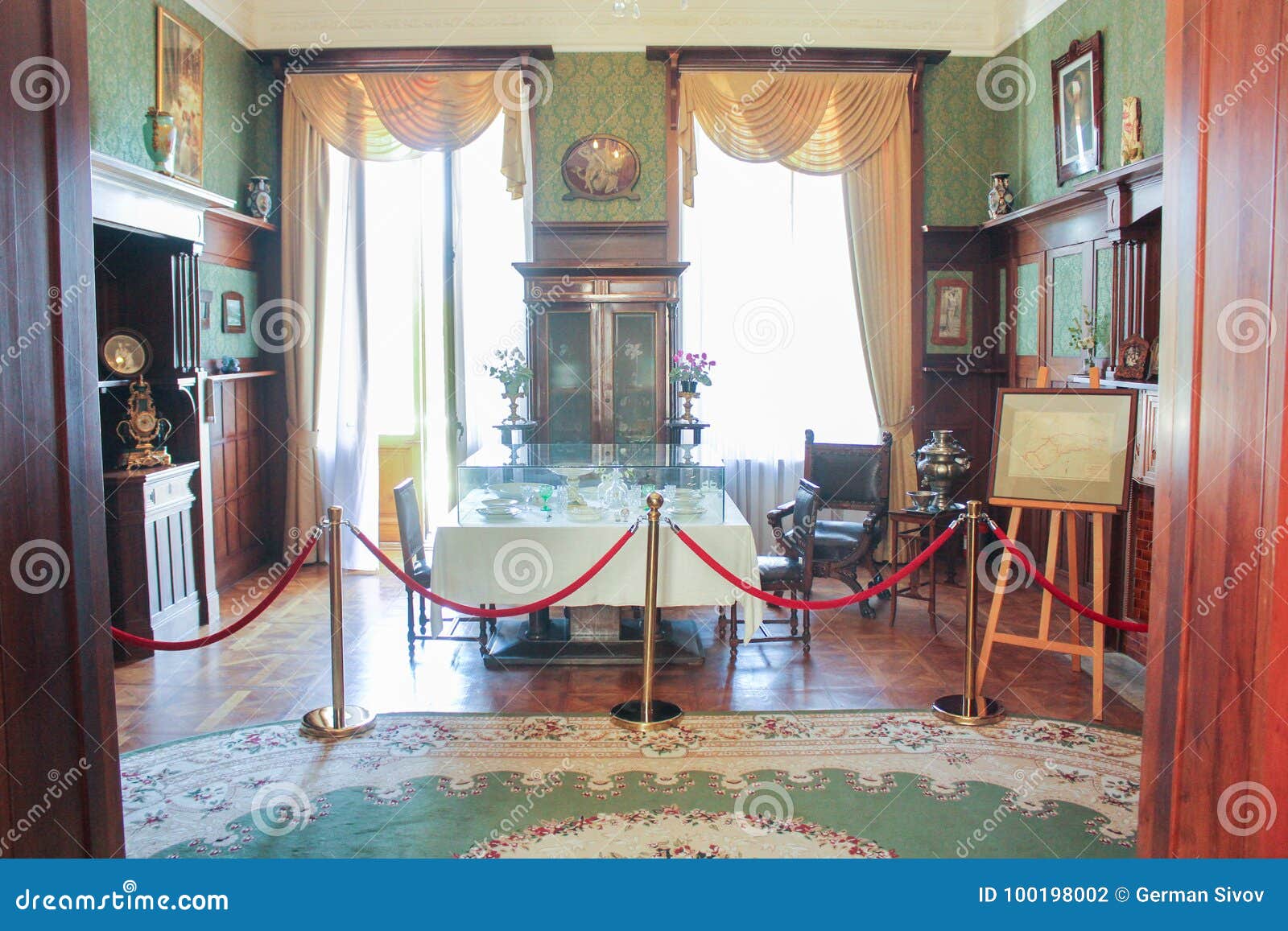 Interior of the Palace Dining Room. Editorial Photography - Image of ...