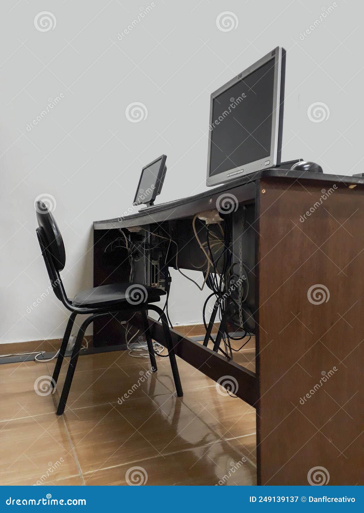 Empty Comptuer Classroom stock image. Image of university - 249139137