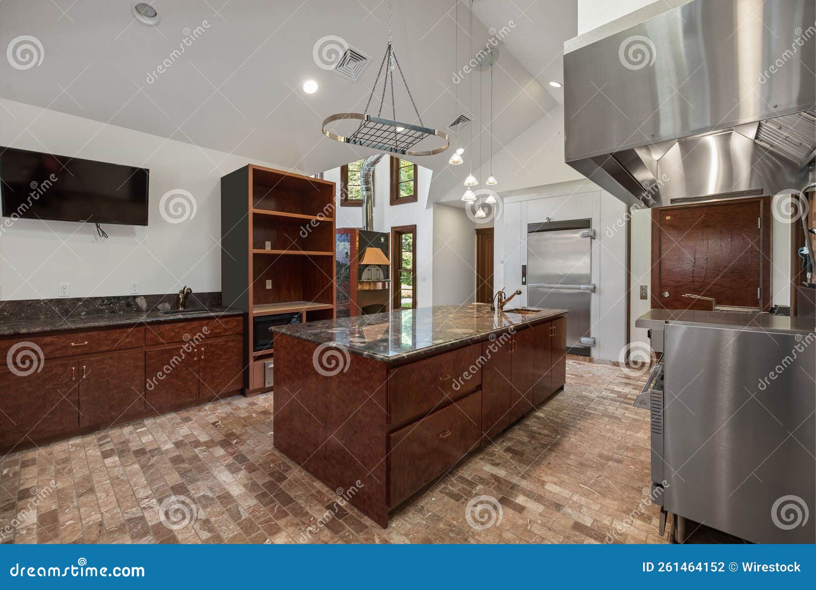 Interior Shot of a Beautiful Luxury Mansion S Kitchen Stock Photo ...