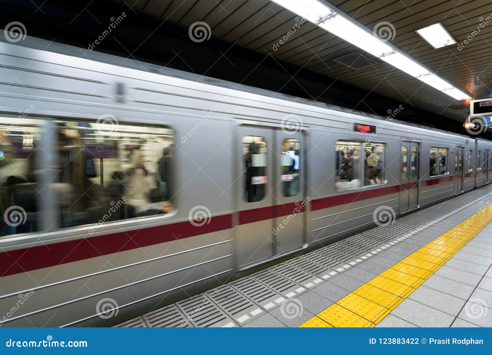 Interior of a Tokyo Subway Station and Platform with Subway Comm Stock ...