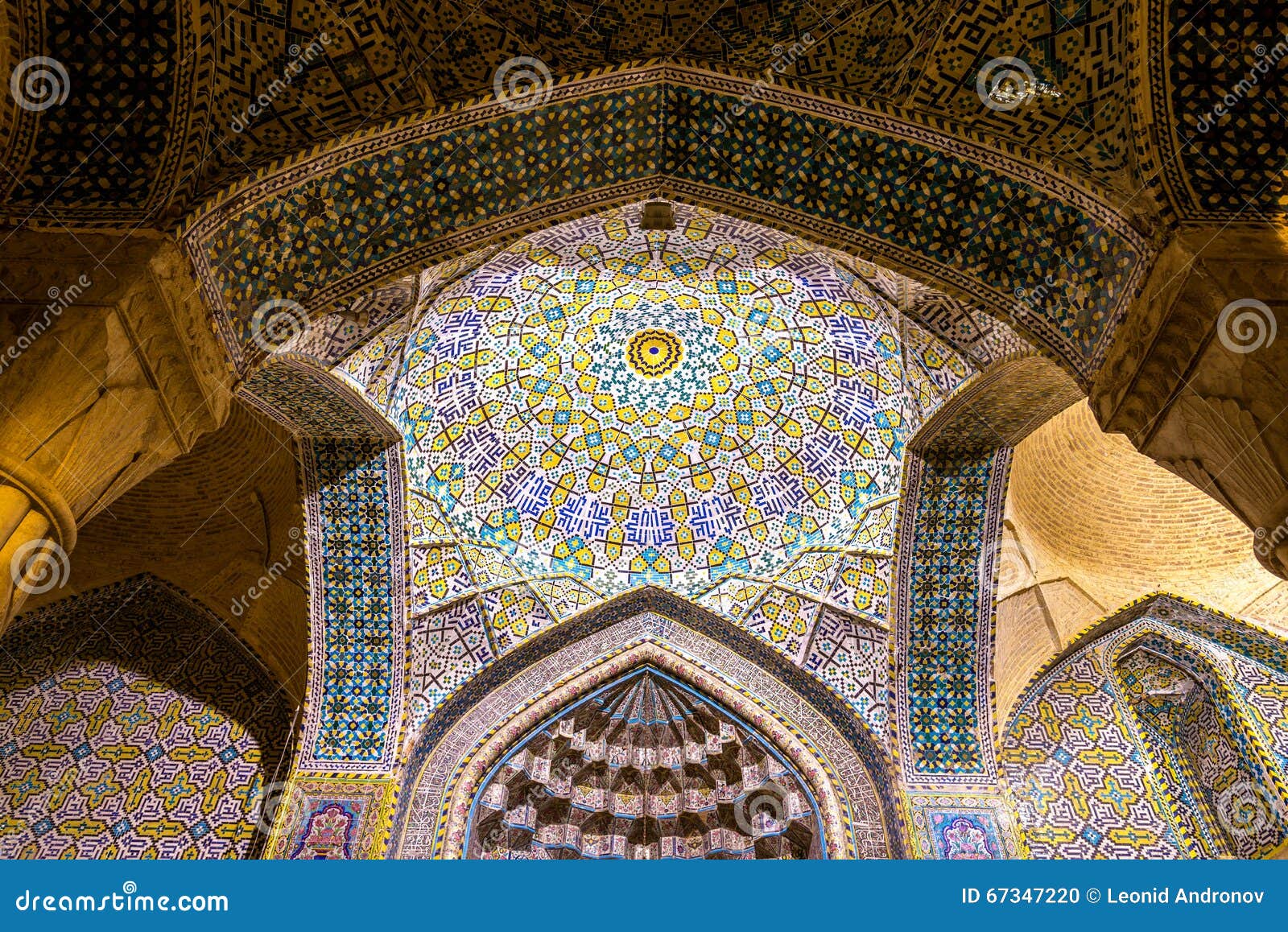 Interior of Vakil Mosque in Shiraz, Iran Stock Photo - Image of column ...