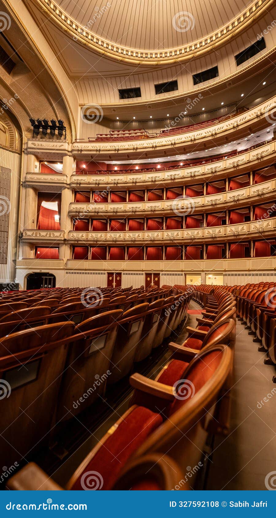 Interior of the Vienna State Opera Auditorium Stock Photo - Image of ...