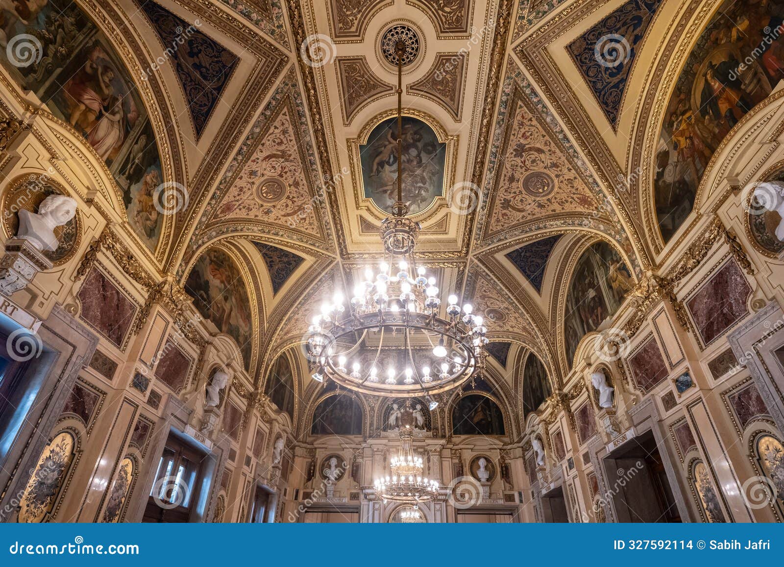 Interior of the Vienna State Opera Stock Photo - Image of vienna ...