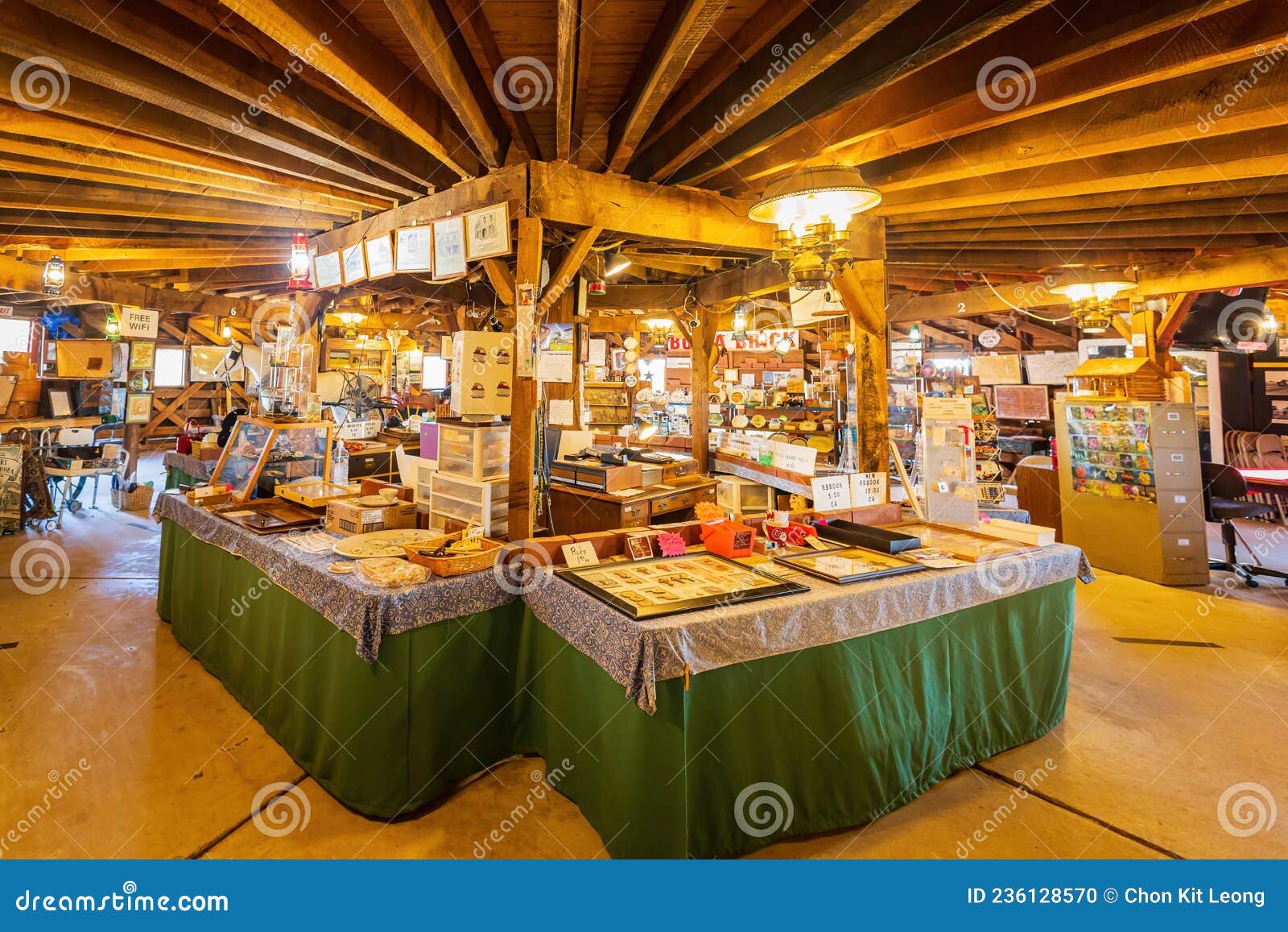 Interior View of the Arcadia Round Barn Editorial Image - Image of ...