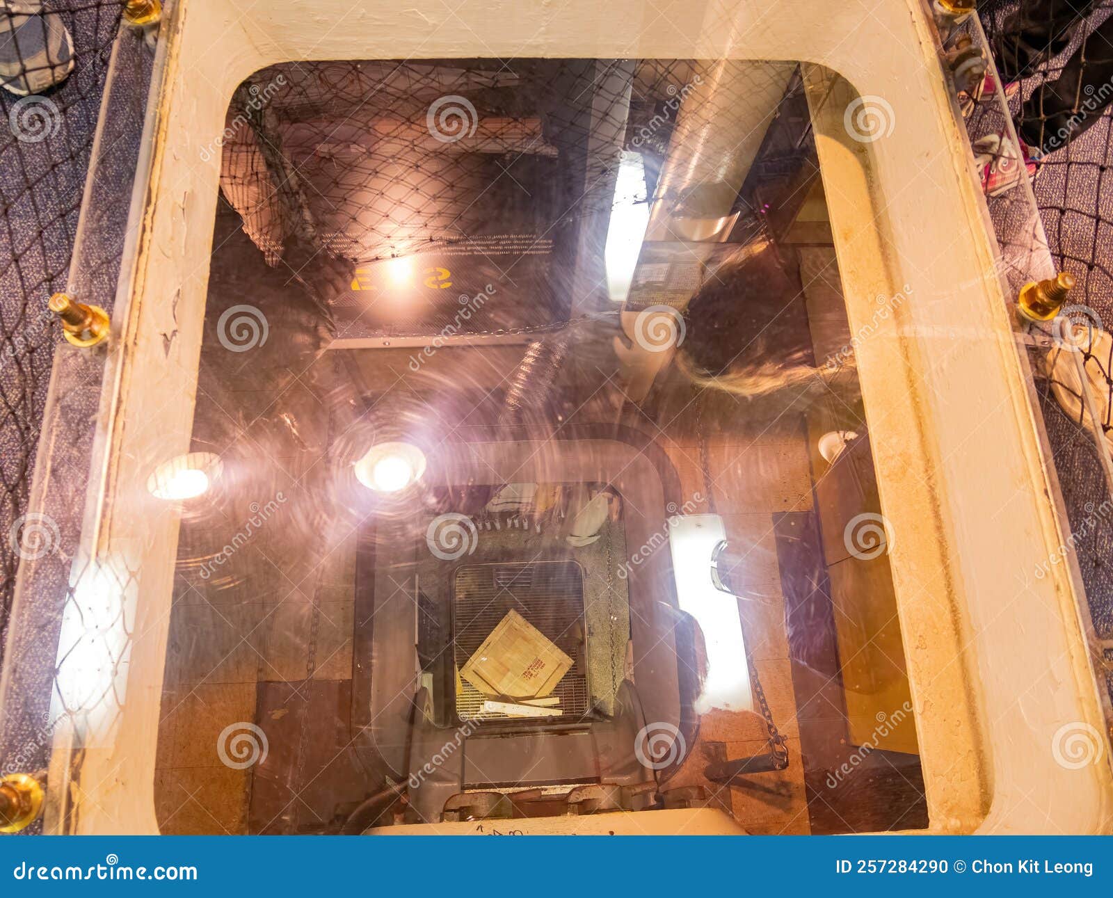 Interior View of the Battleship USS Iowa Editorial Image - Image of ...